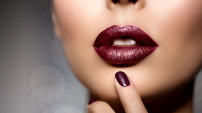 كبري شفتيك بهذه الوصفة الطبيعية‬ | www.le360.ma