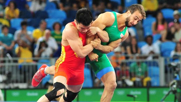 Diapo. JO-2016 (lutte gréco-romaine): Messouadi et Aït Ouagram éliminés ...