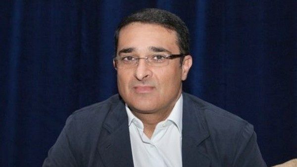 CNOM : Hosni Benslimane passe le témoin à Fayçal Laaraïchi