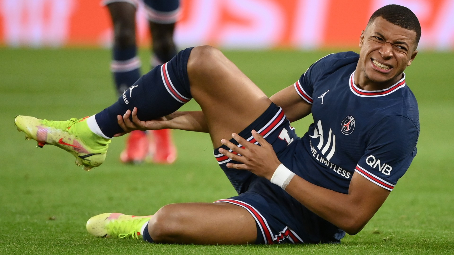 PSG: Kylian Mbappé, touché aux adducteurs, forfait pour la 1re journée ...