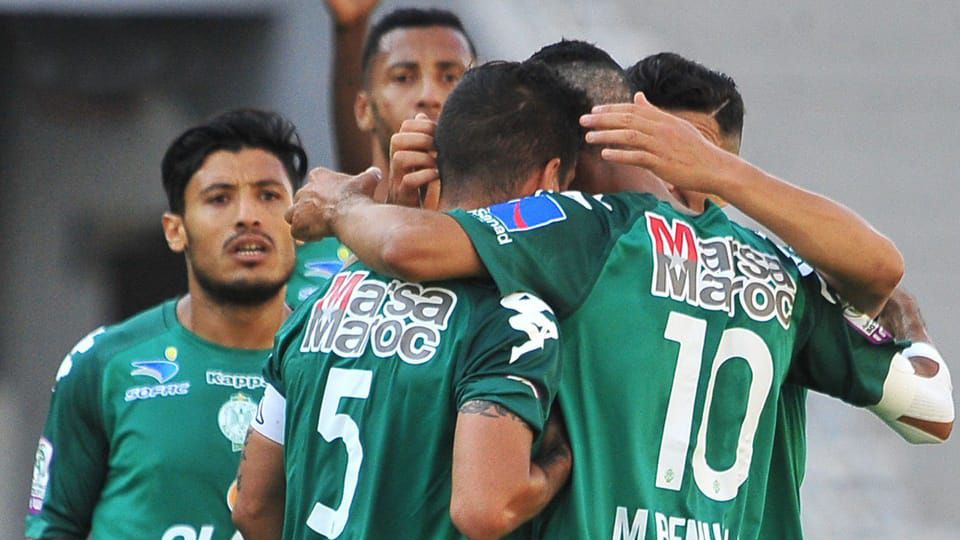 Les joueurs du Raja ont fait preuve de solidarité après leur victoire ...