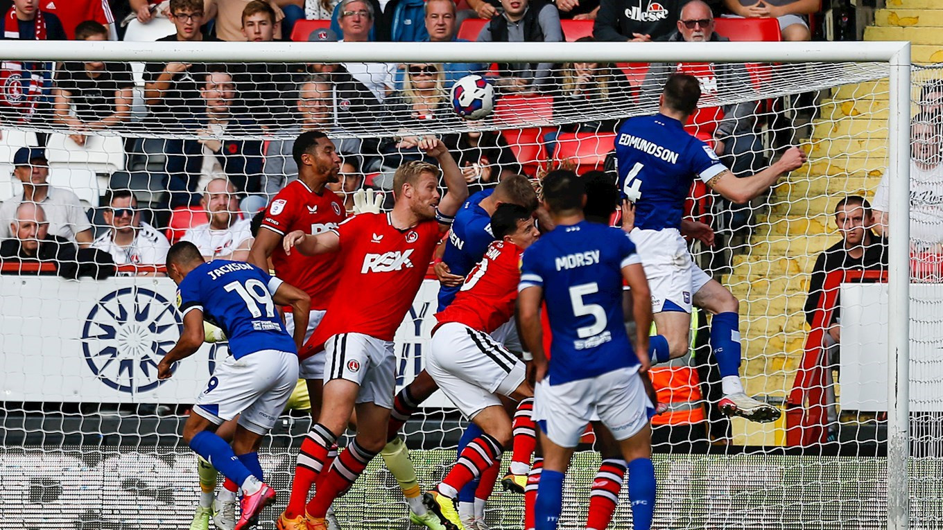 Angleterre: quatre buts dans le temps additionnel!