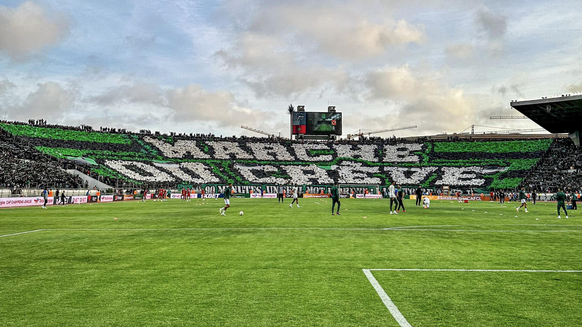 «Marche ou crève»: le message de la Curva Sud aux joueurs avant Raja-Ahly