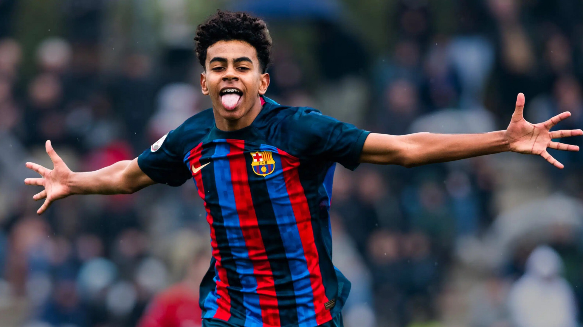 Lamine Yamal convoqué avec les U17 de la Roja