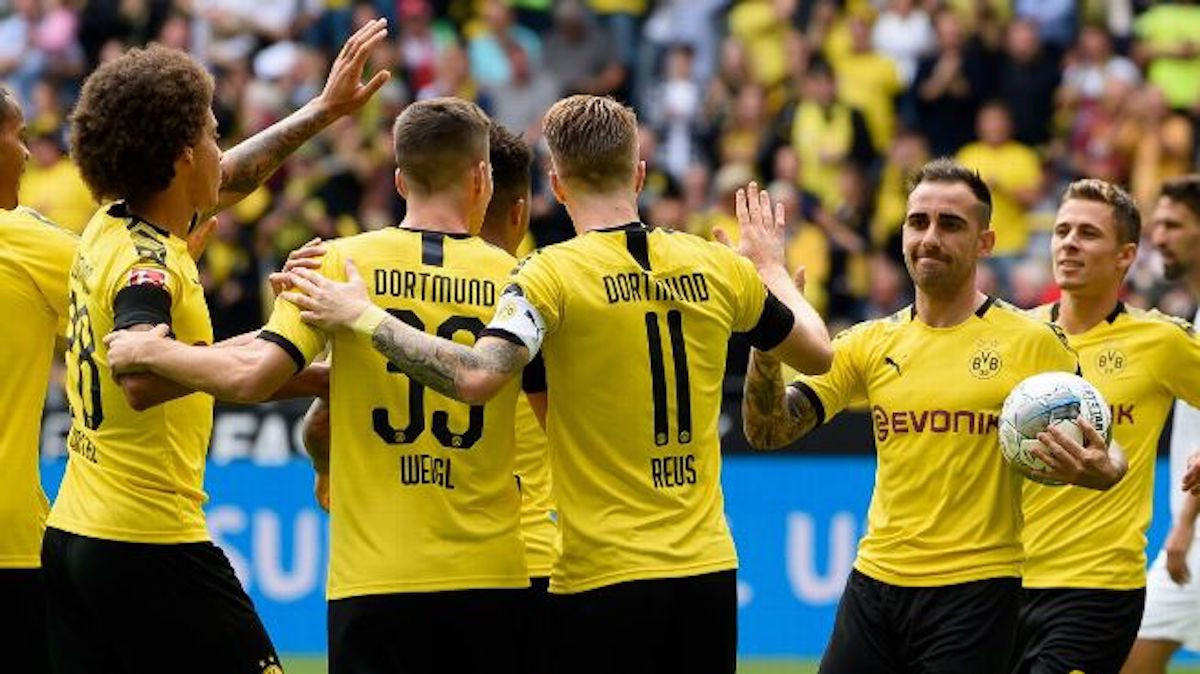 Bundesliga: Dortmund en promenade avant le PSG, le Bayern tombe à Stuttgart