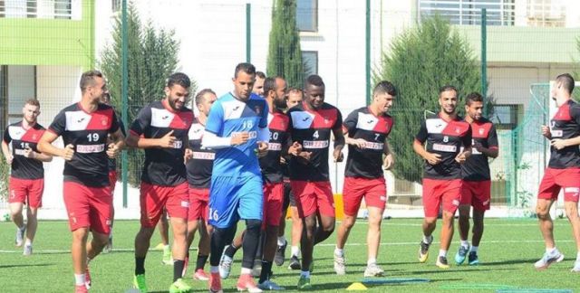 Vidéo. USM Alger: les Algériens poursuivent leur préparation avant d ...